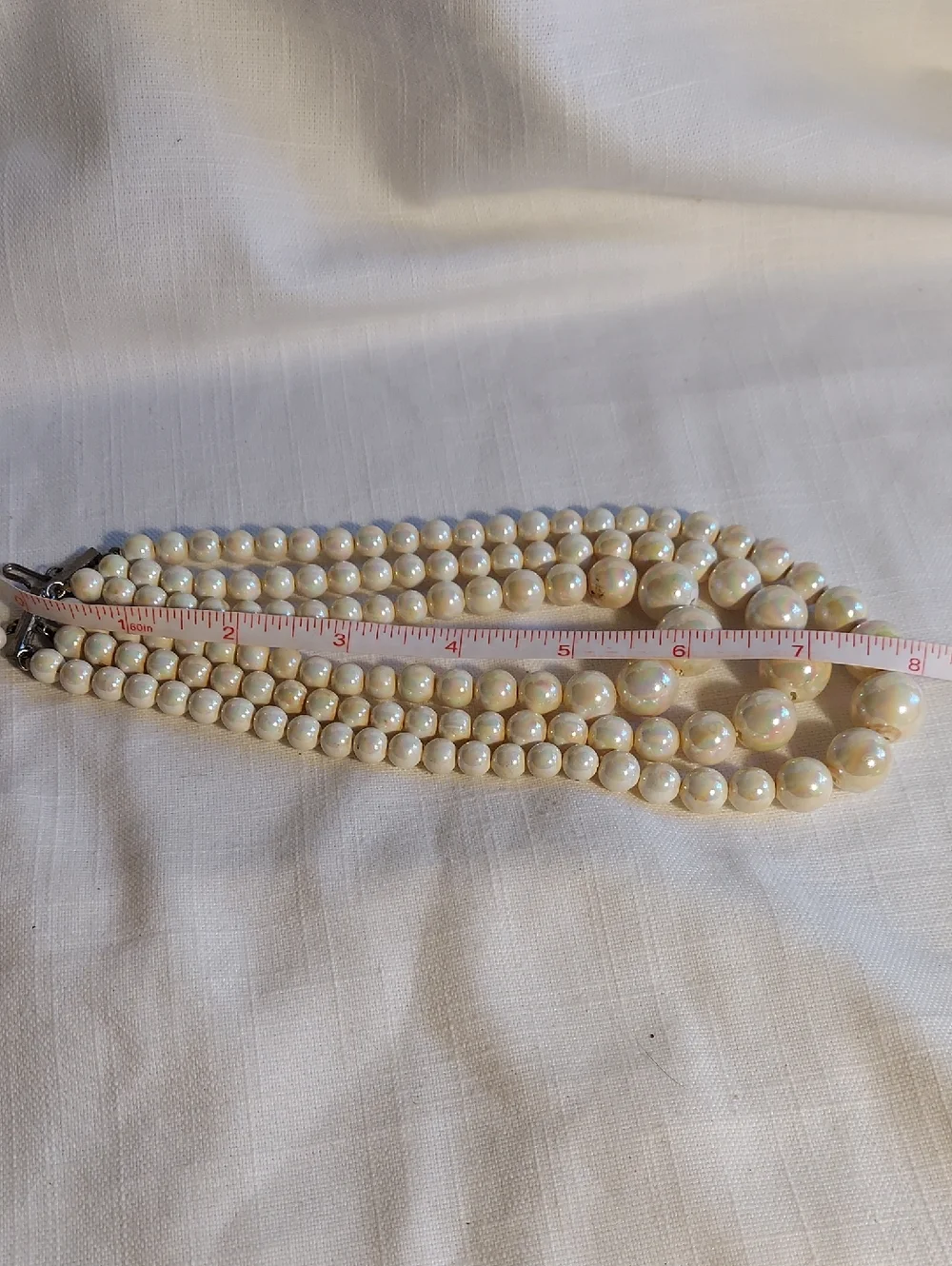 Jewelry | Vintage White Irredscent Graduated Beads 3 Strand Necklace 16 ...